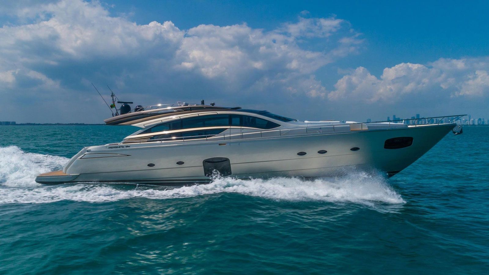 Price Drop on Pershing Motor Yacht Groot